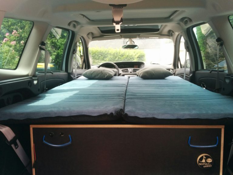 2 Aménagement pour installer un lit et dormir dans son véhicule sa ...